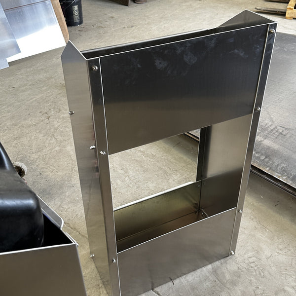 Fuel Jug Rack, Stacked – MP Trailer Accessories